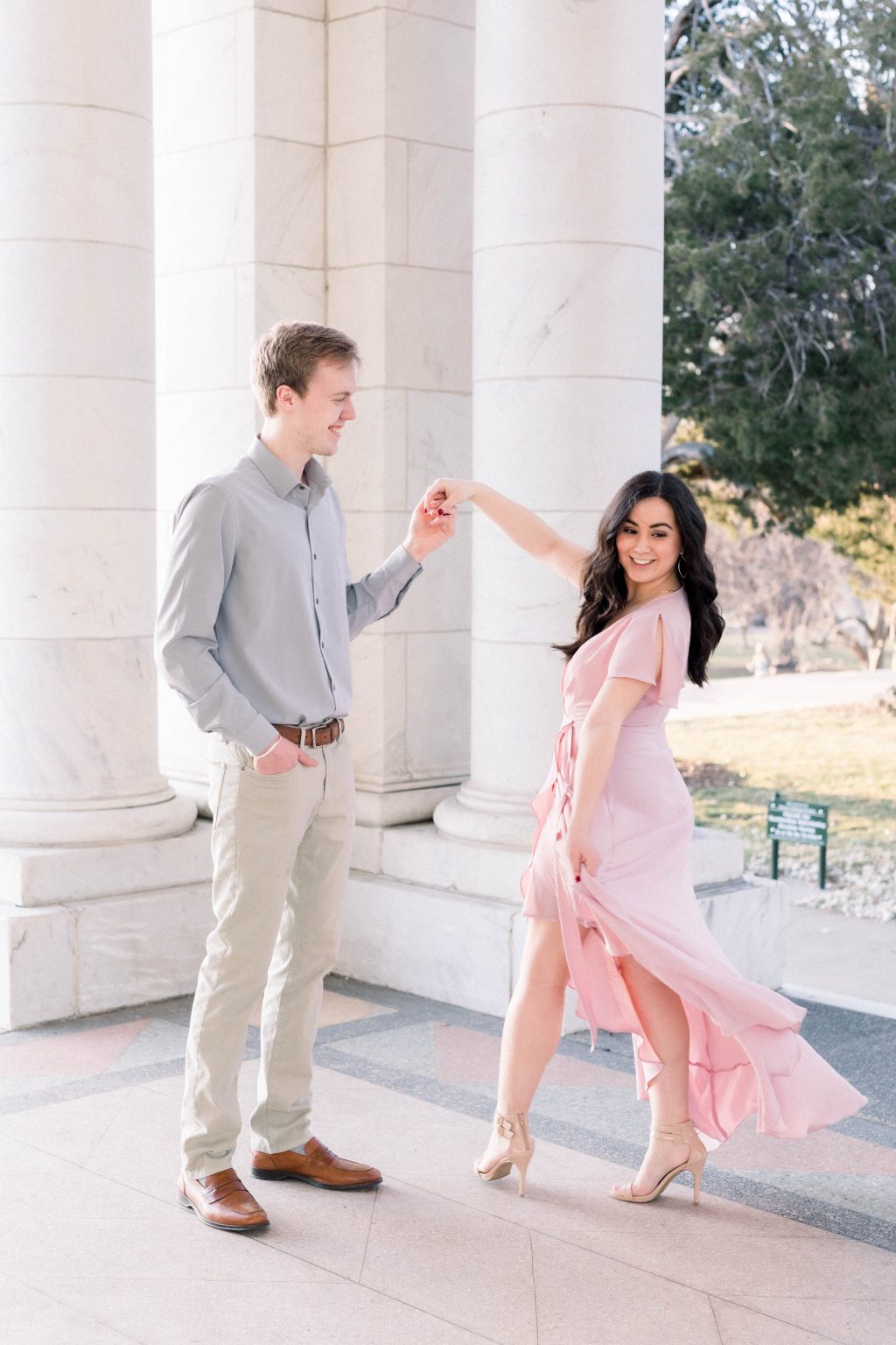 Cheeseman Park Engagement Photos | Danielle & Evan - daniellerothphoto.com